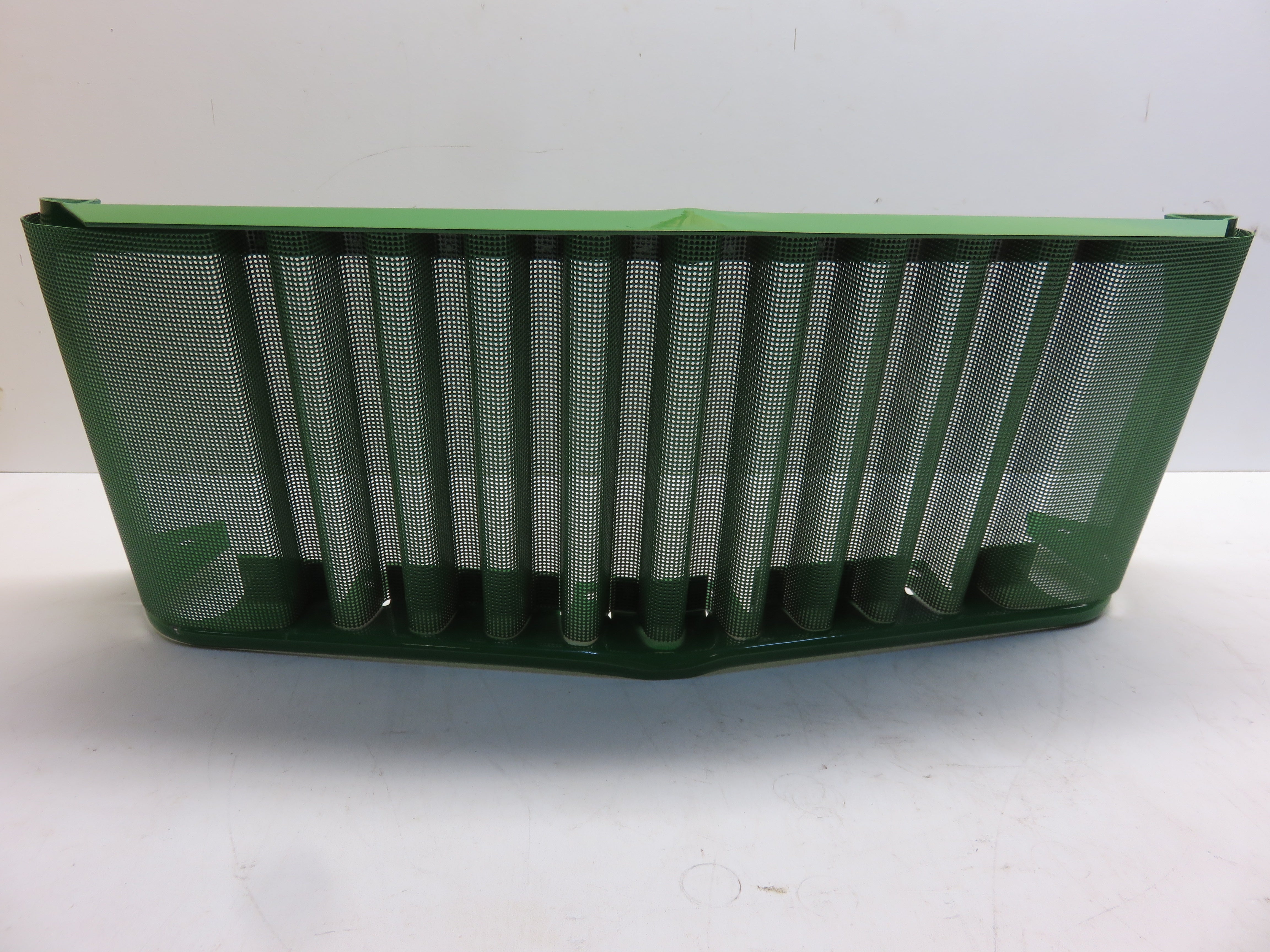 AR26494 John Deere Front Grille Screen For 3010, 3020 – Vintage John ...