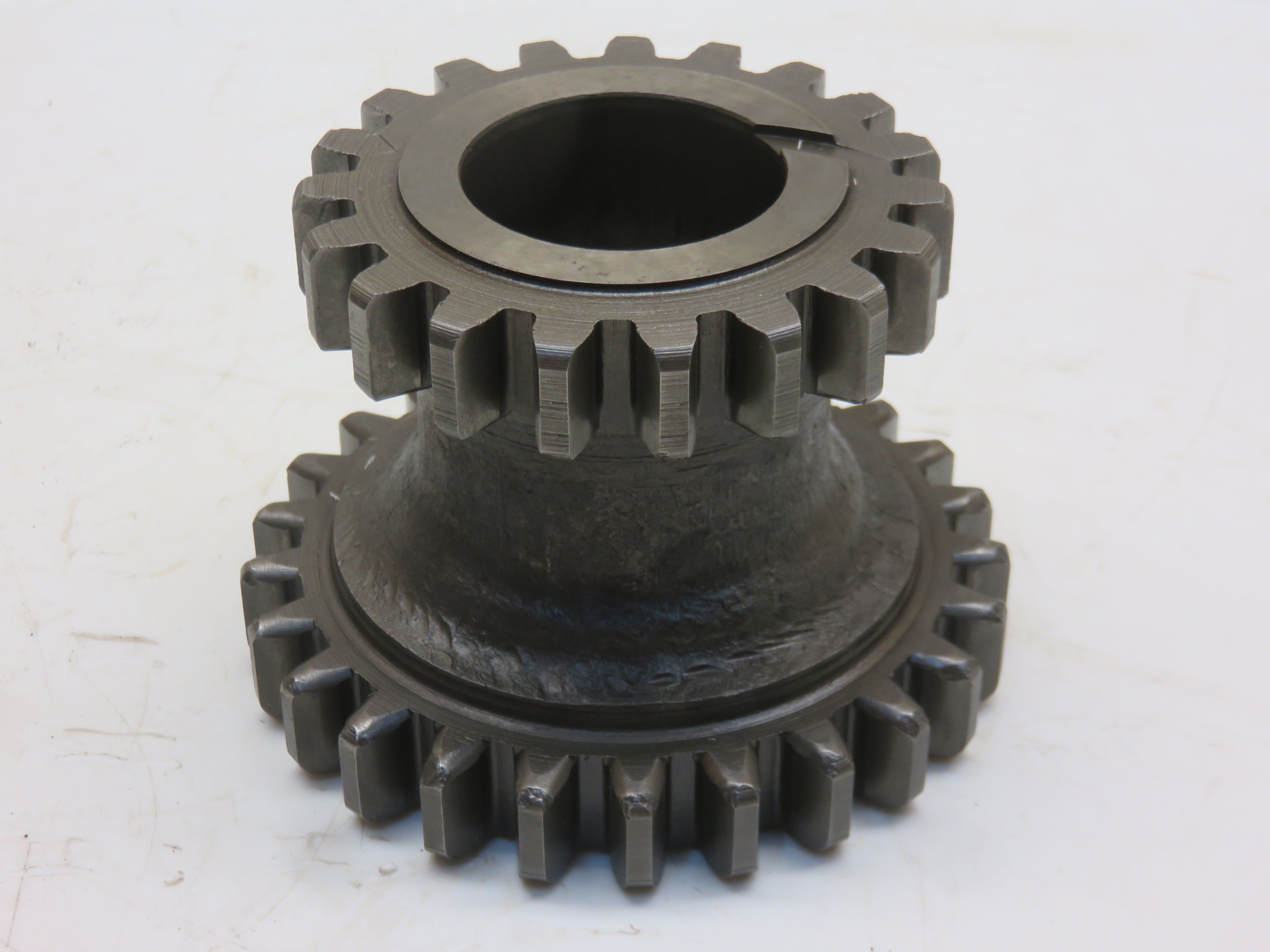 B1371R, AB4126R John Deere Countershaft Idler Gear For B – Vintage John ...