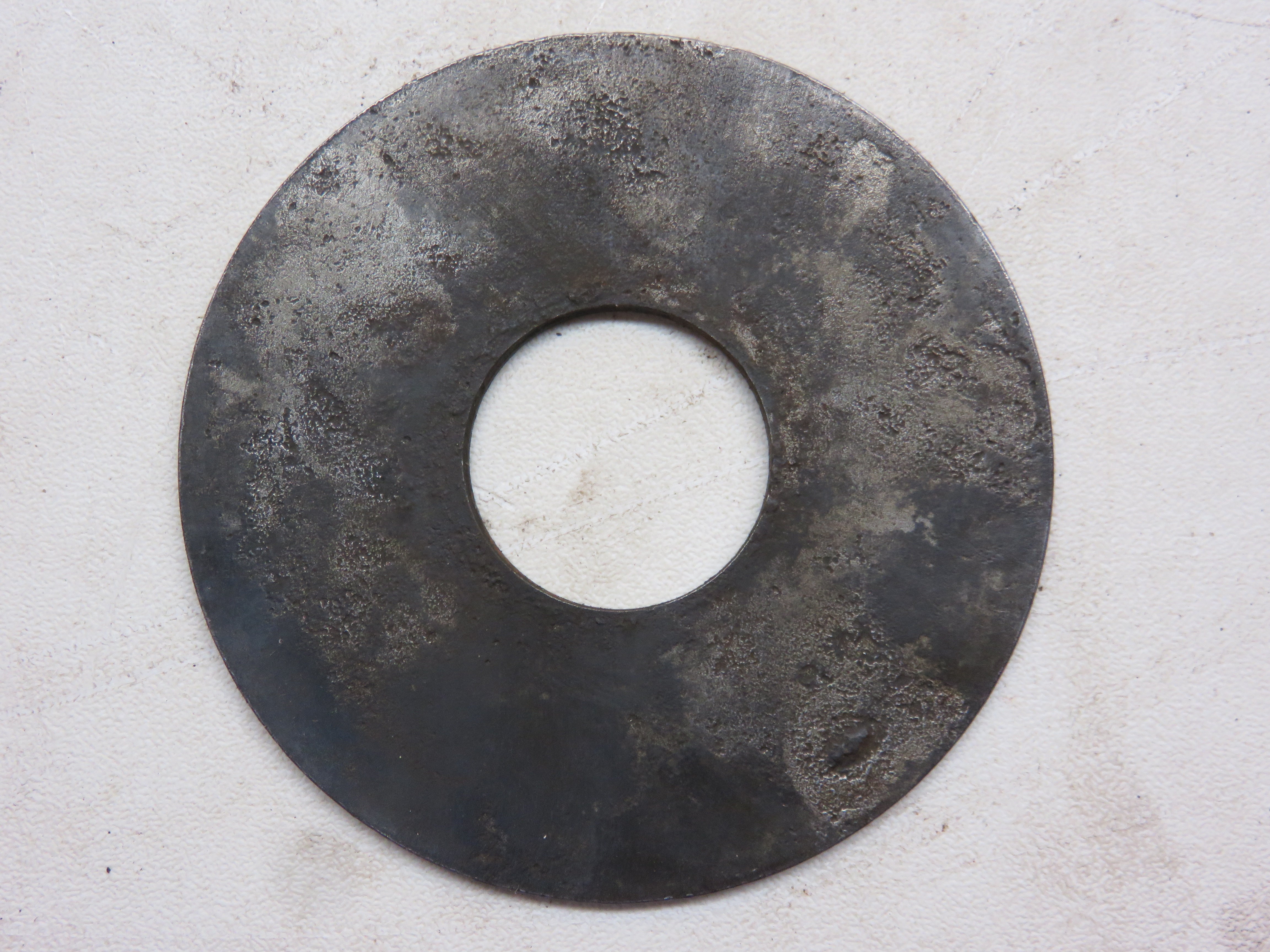M88T John Deere Oil Filter Lower Sealing Plate For M, 40, 320, 420, 33 ...