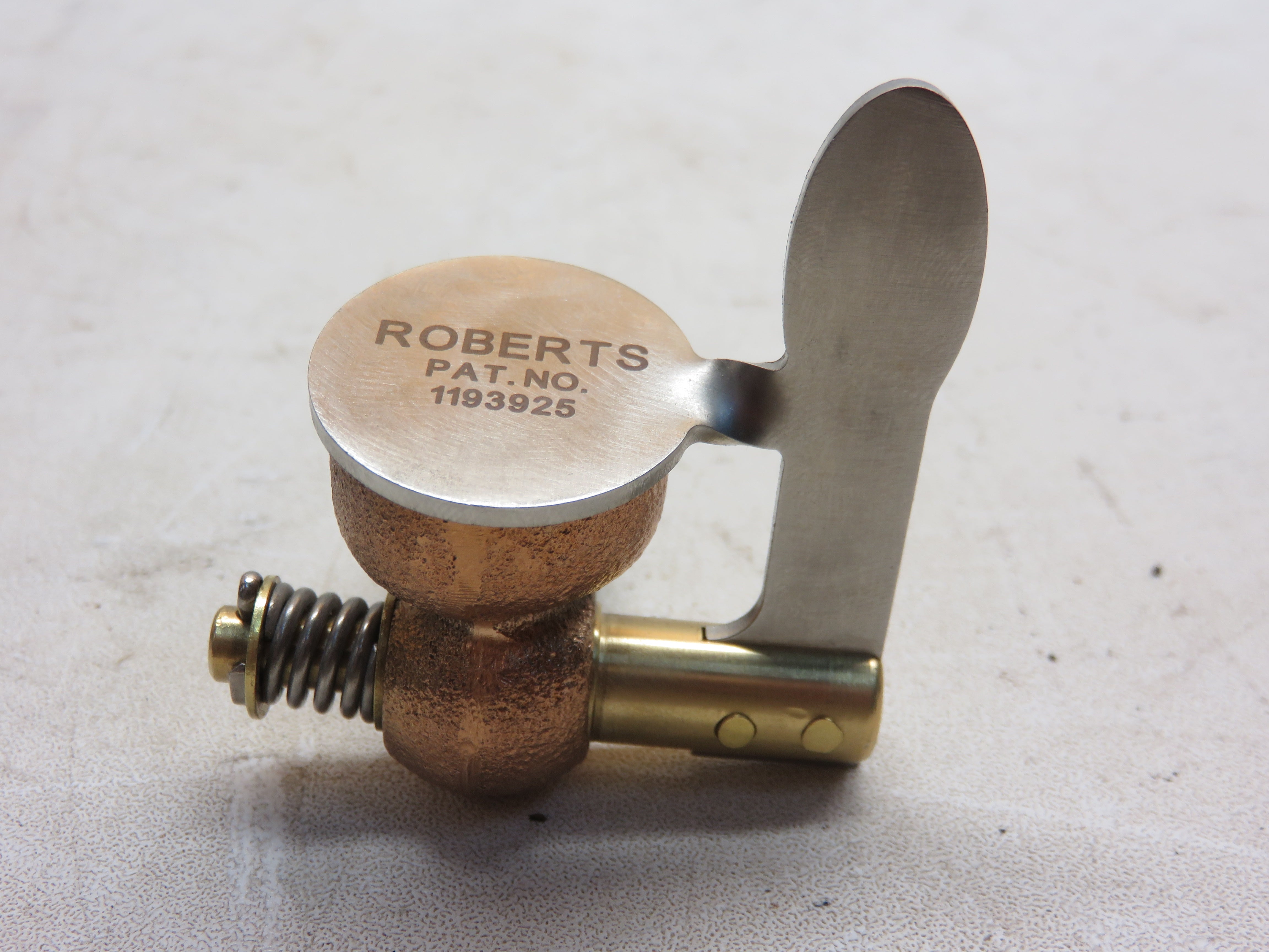 C524R John Deere Priming Cup For D – Vintage John Deere Parts