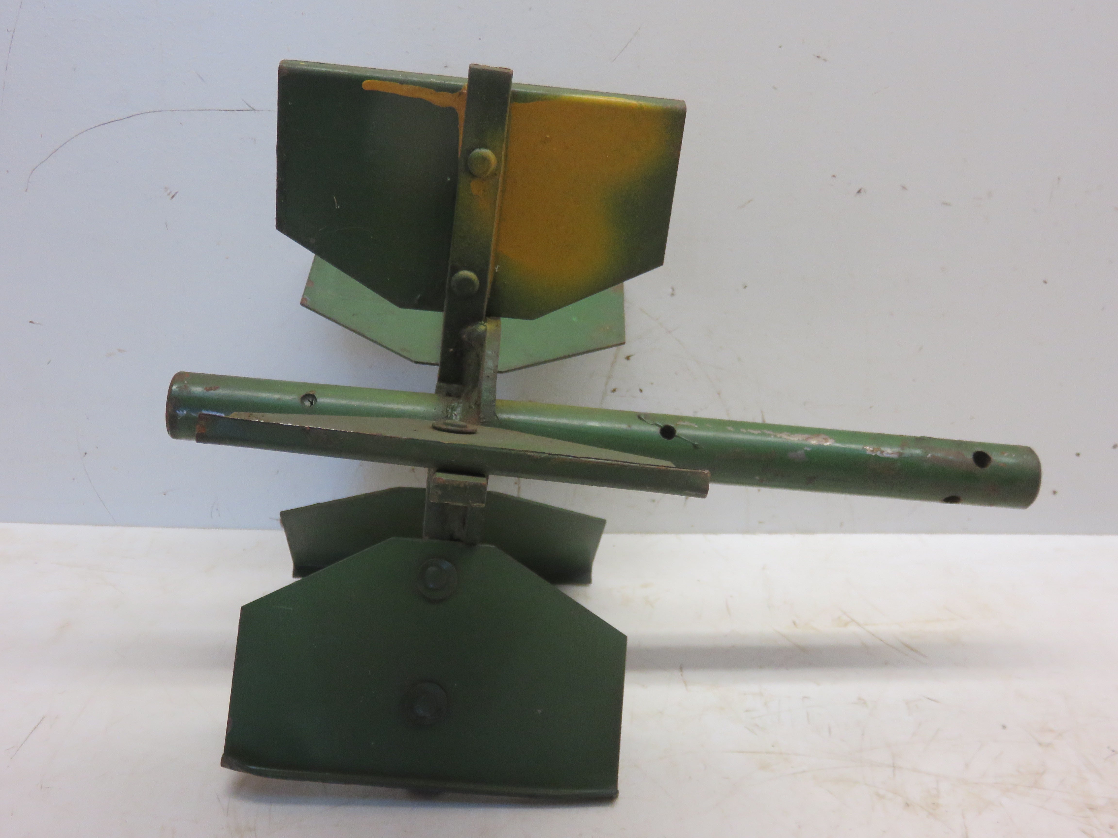 AJ6966HN John Deere NOS Fan For 101 Corn Picker – Vintage John Deere Parts