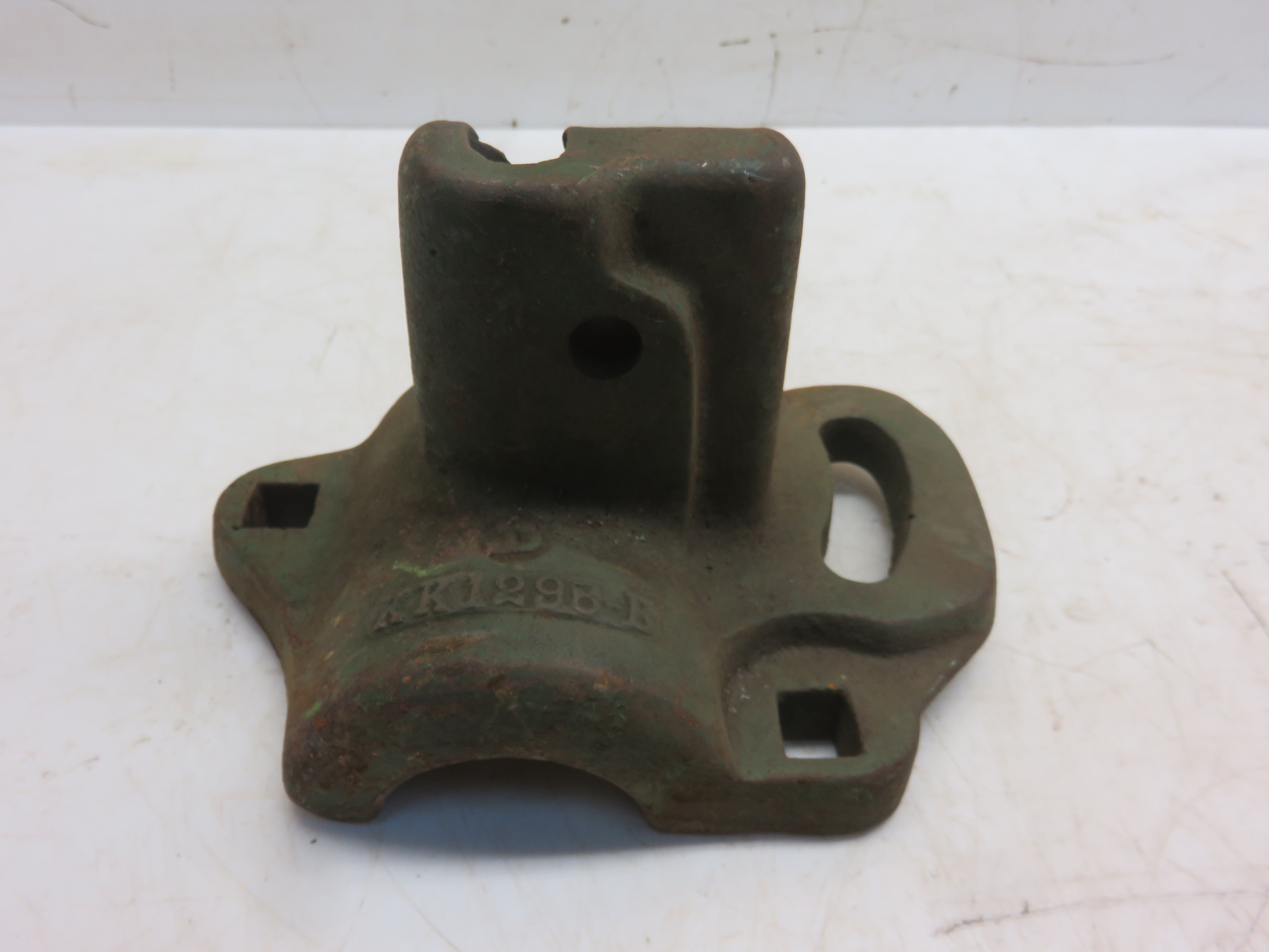 KK1296B John Deere NOS Top Bearing Box For B, L, Z Disc – Vintage John ...