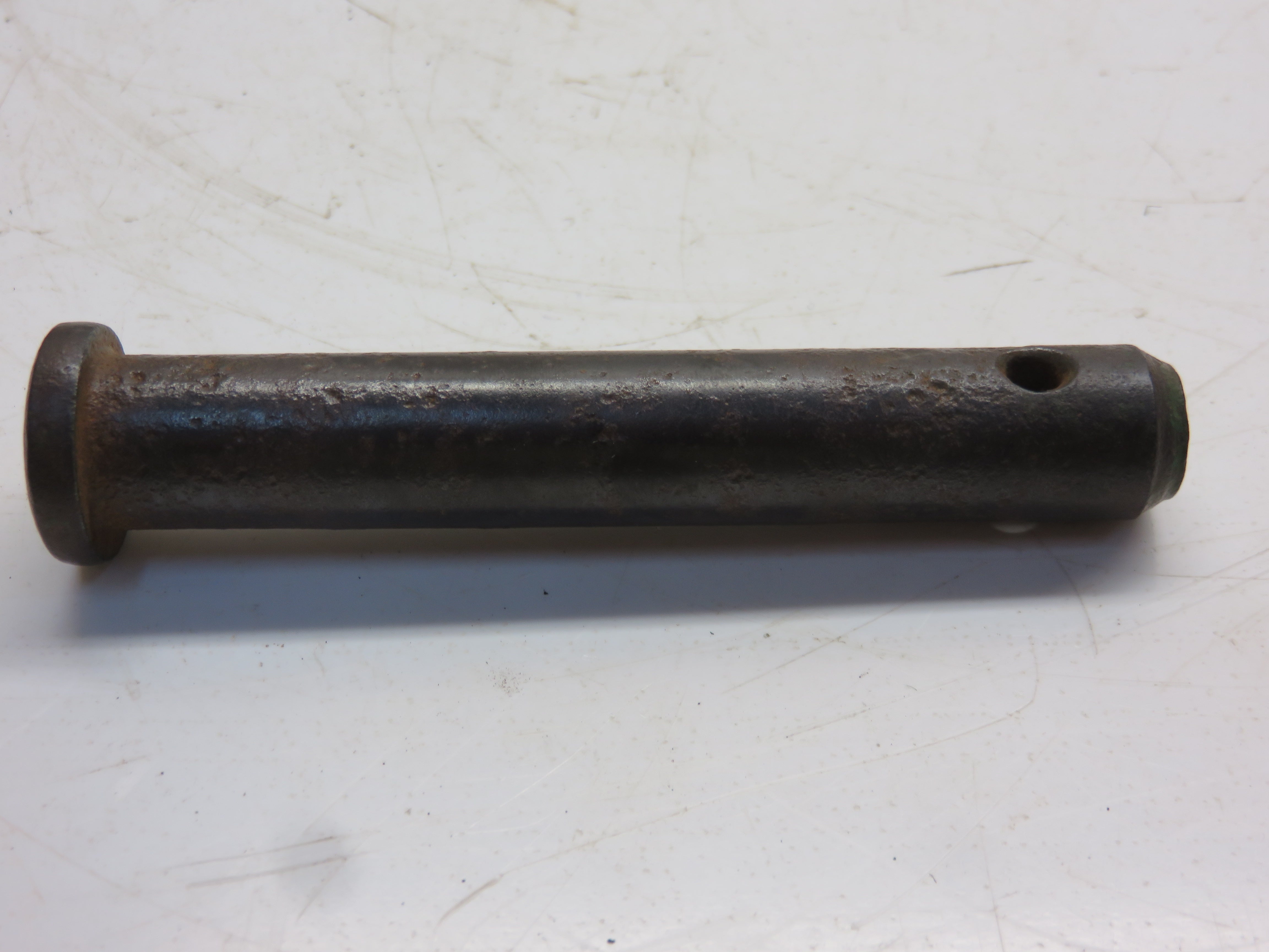 T18536T John Deere 3 Point Hitch Pin For 40, 320, 420, 330, 430, 435 ...