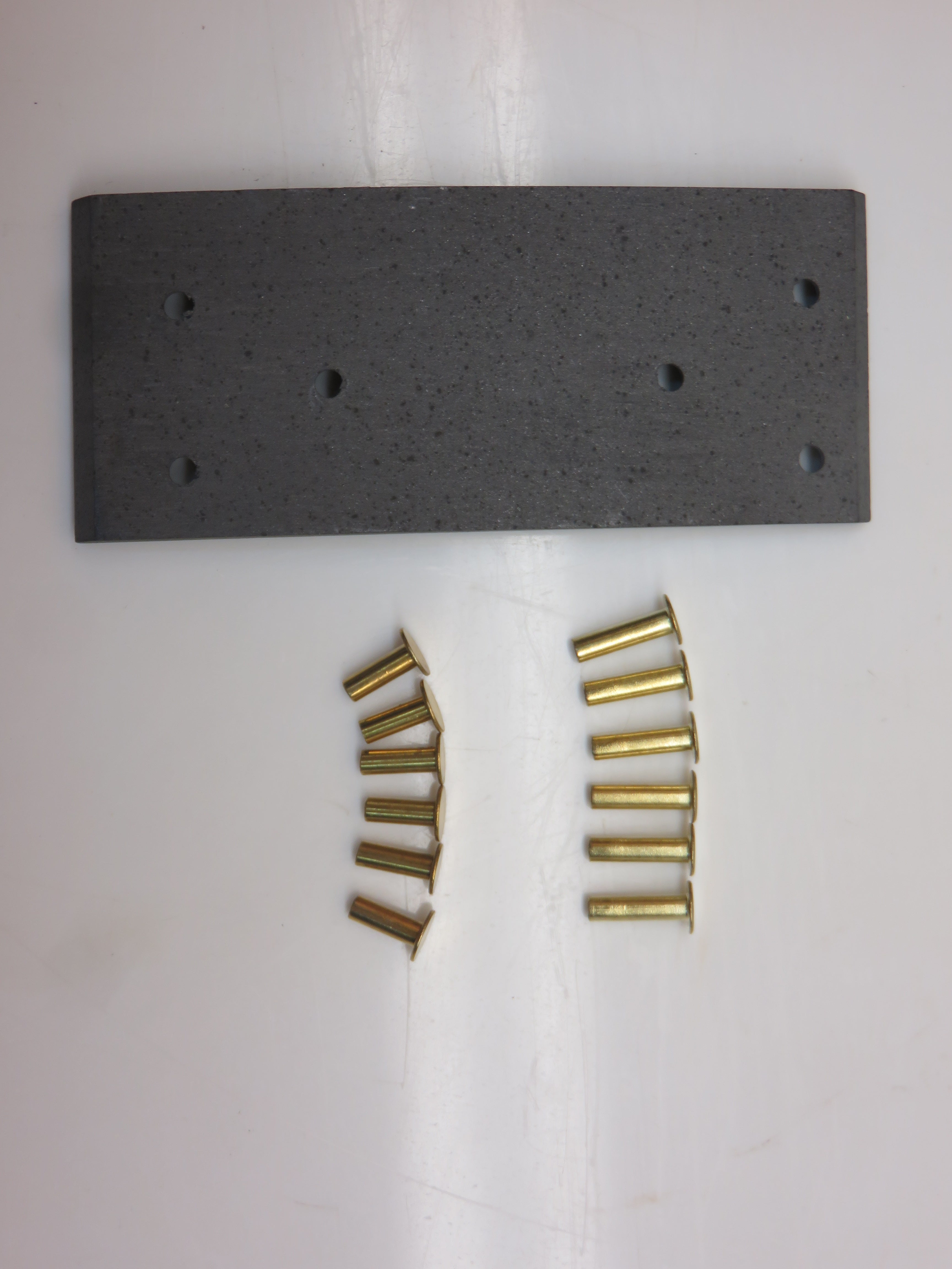 D1932R John Deere Belt Pulley Brake Lining With Rivets For A, D, G, R ...