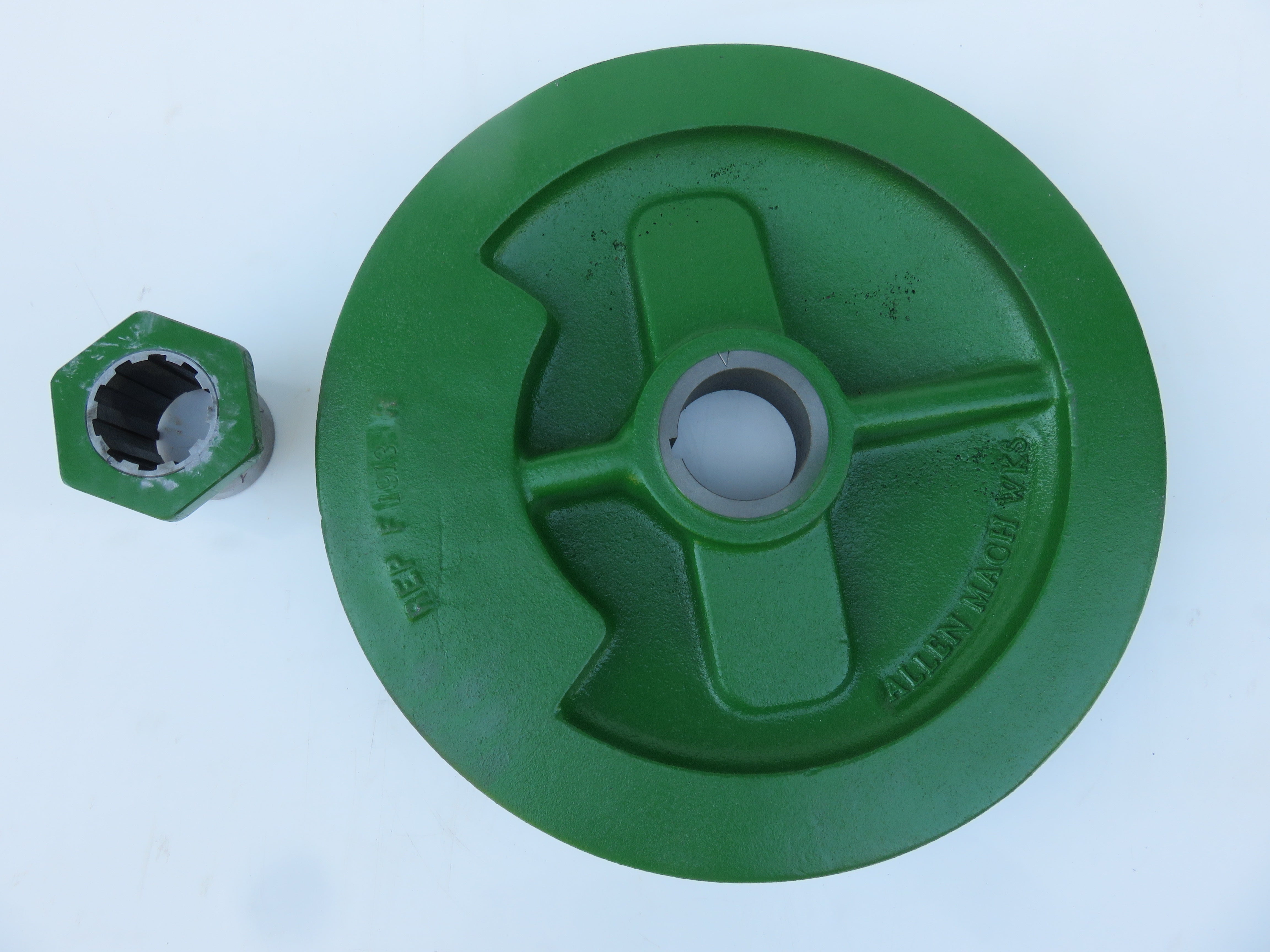 AF2194R, F1913R John Deere Taper Lock Flywheel For 70, 720 – Vintage ...