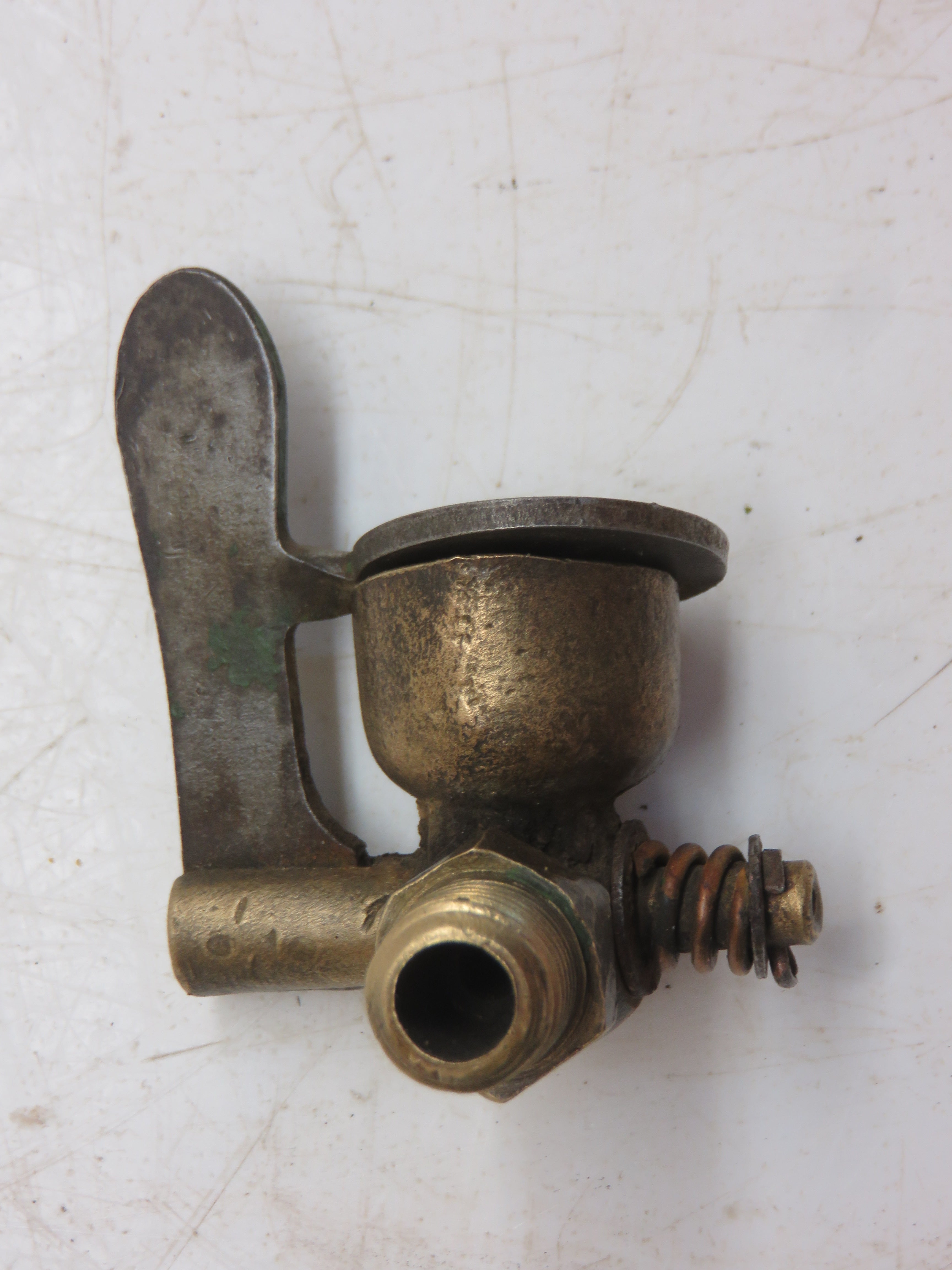 C524R John Deere Priming Cup For D – Vintage John Deere Parts