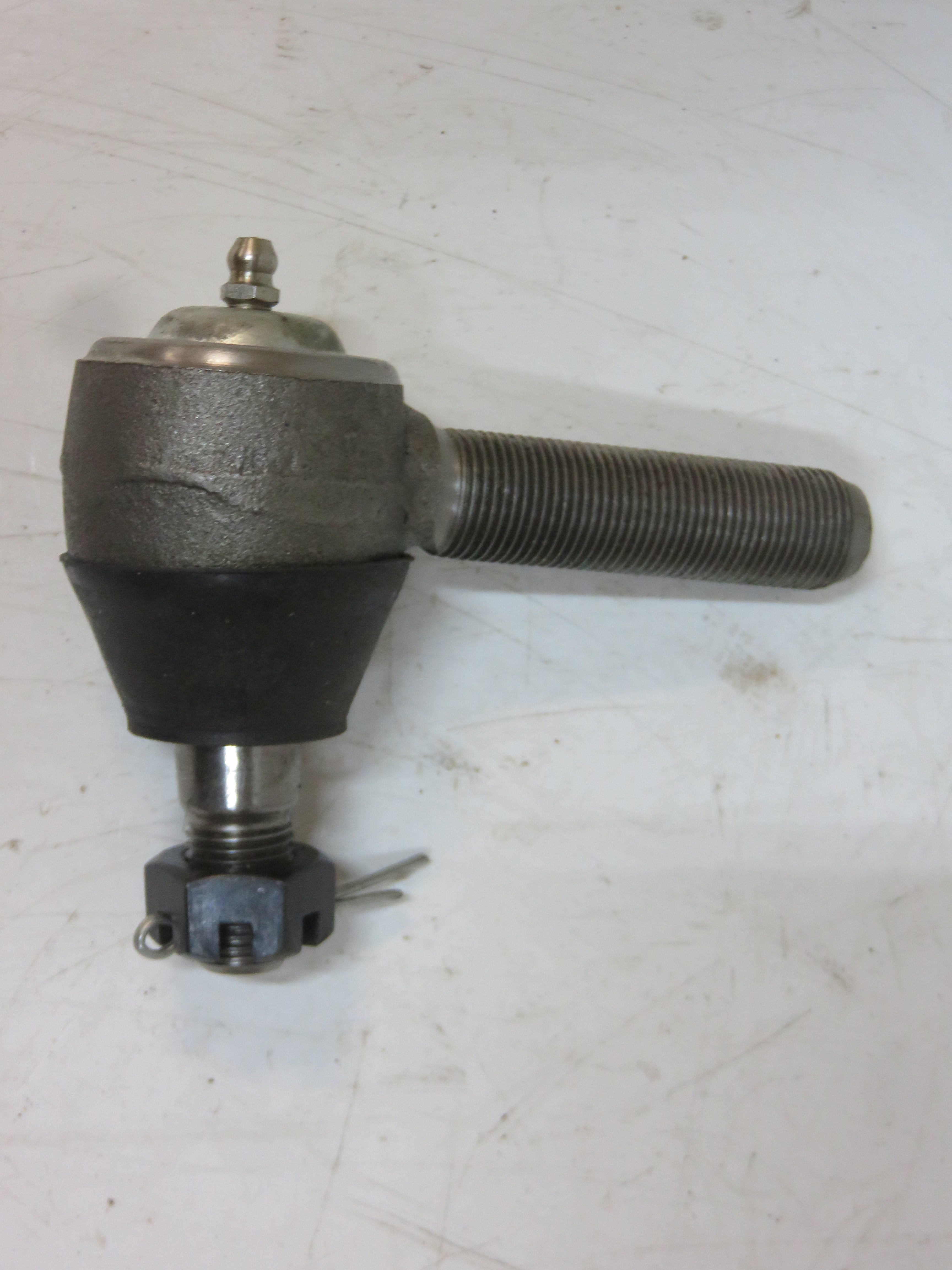 AR21945R John Deere Left Hand Tie Rod End For 520, 620, 720, 820, 530 ...