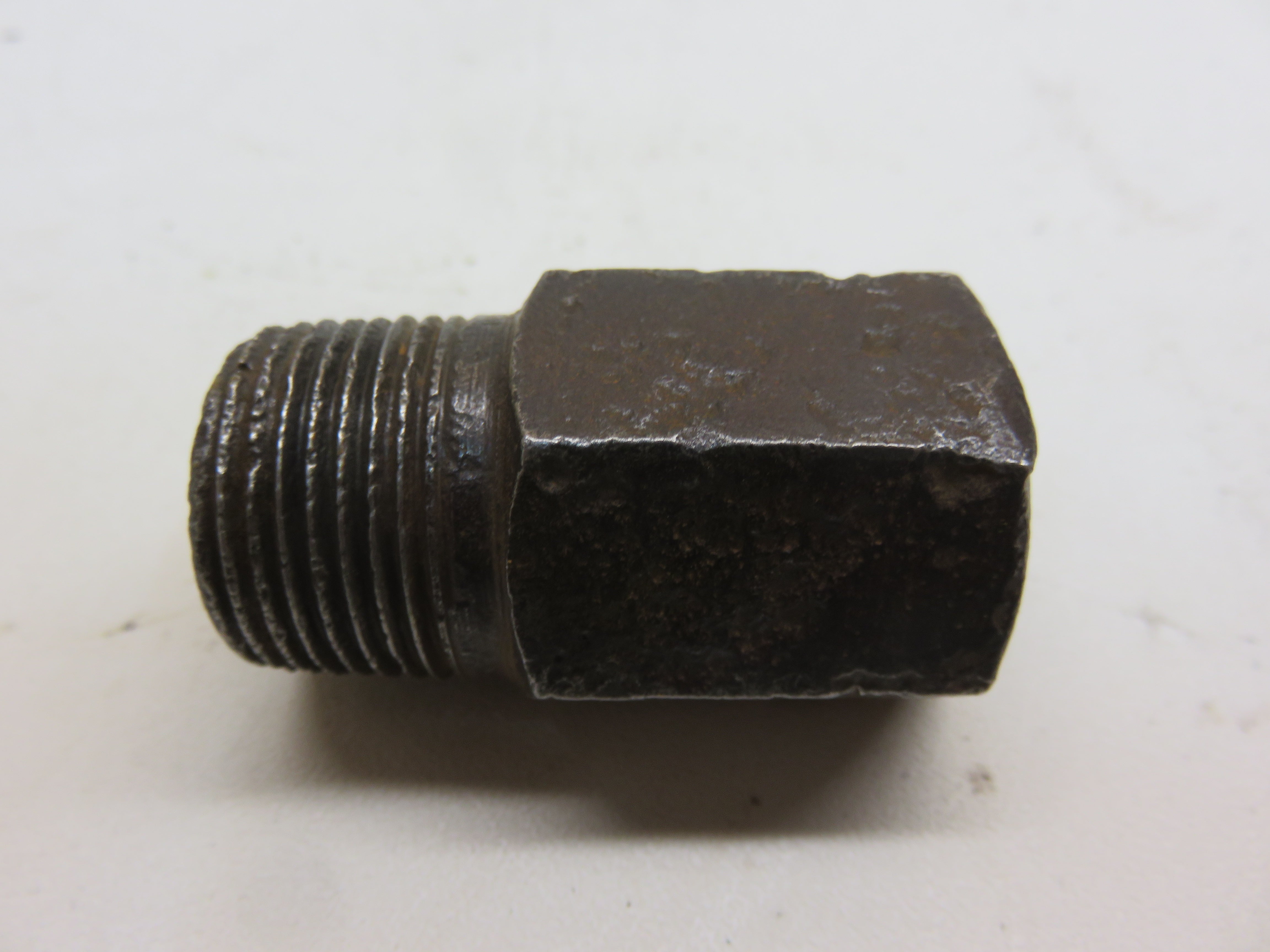 C1865R John Deere Radiator Drain Plug For D, GPWT, R, 80, 820, 830, 84 ...