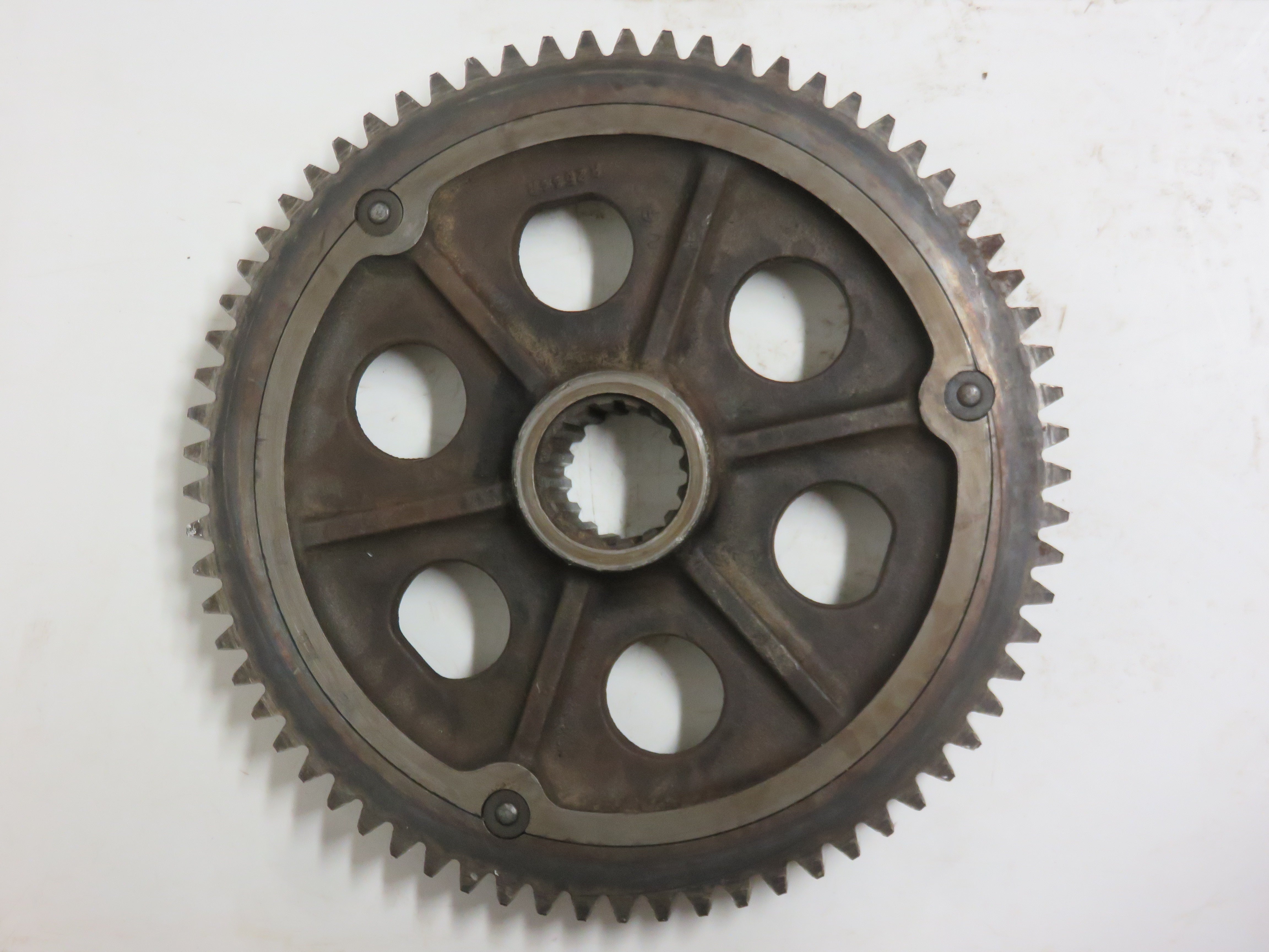 AR1549R, R2544R John Deere Final Drive Gear For 820, 830 – Vintage John ...