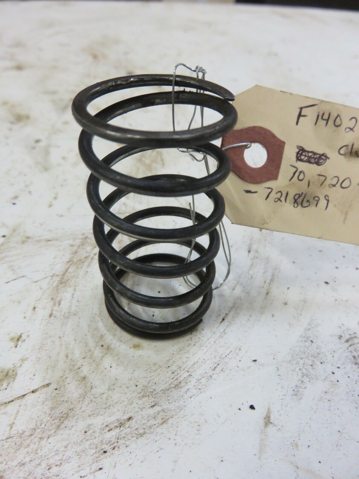 F1402R John Deere Clutch Fork Spring For 70, 720, 730 – Vintage John ...