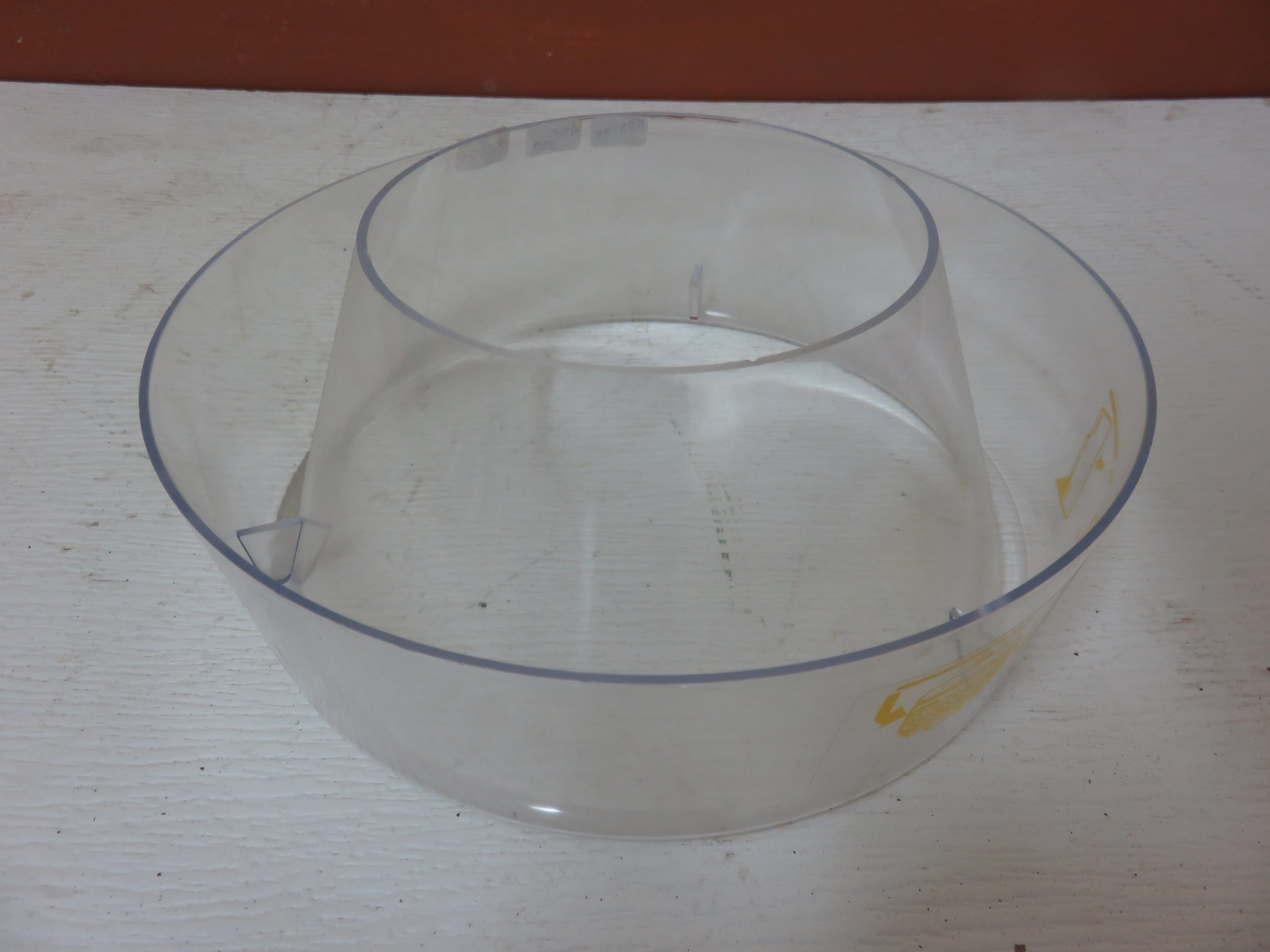 R28795R John Deere Air Cleaner Bowl For 80, 820, 830, 840, 4000, 4010 ...