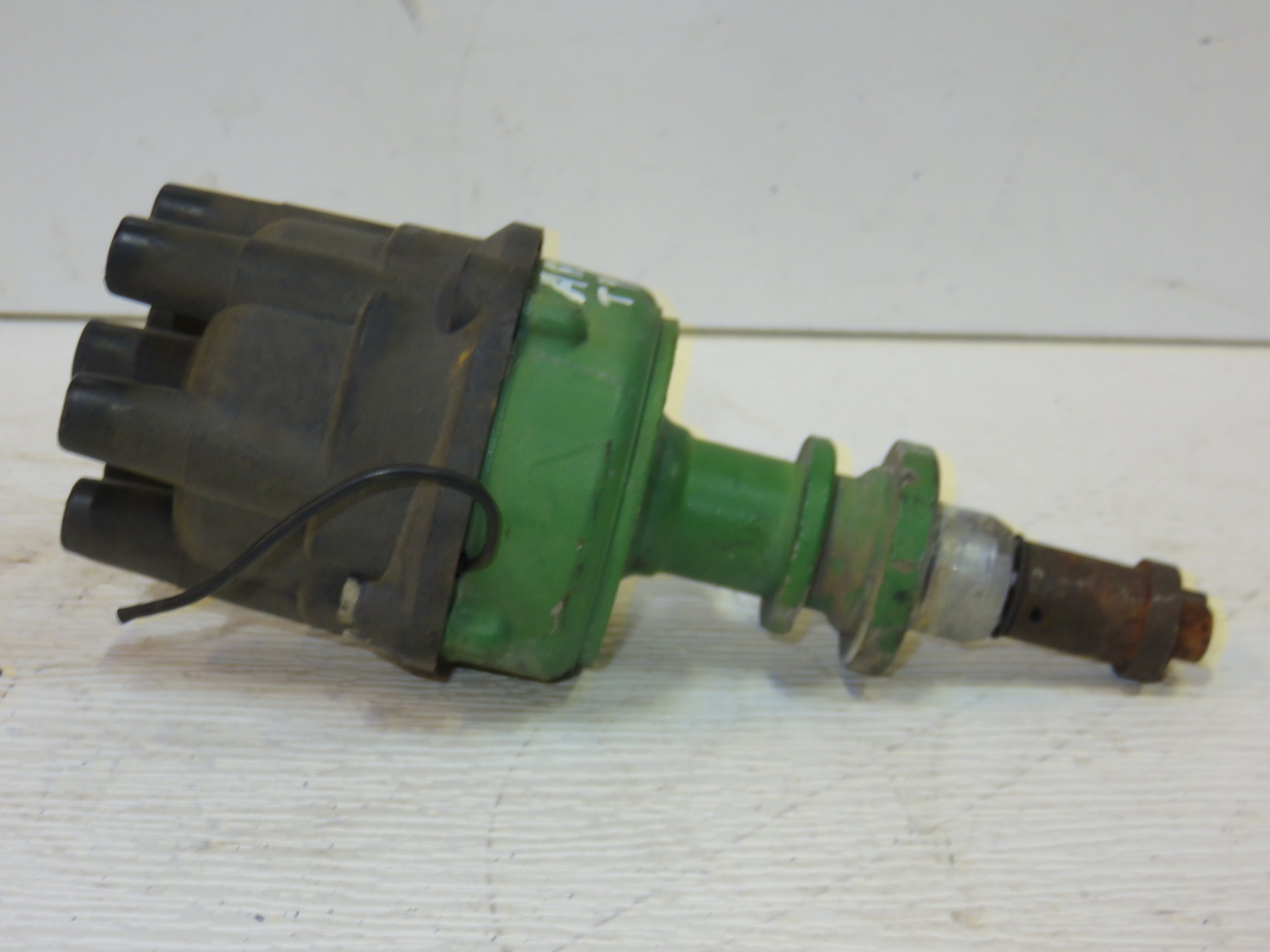 AR11146, TY154857 John Deere Distributor Core For 4000, 4010, 4020, 42 ...