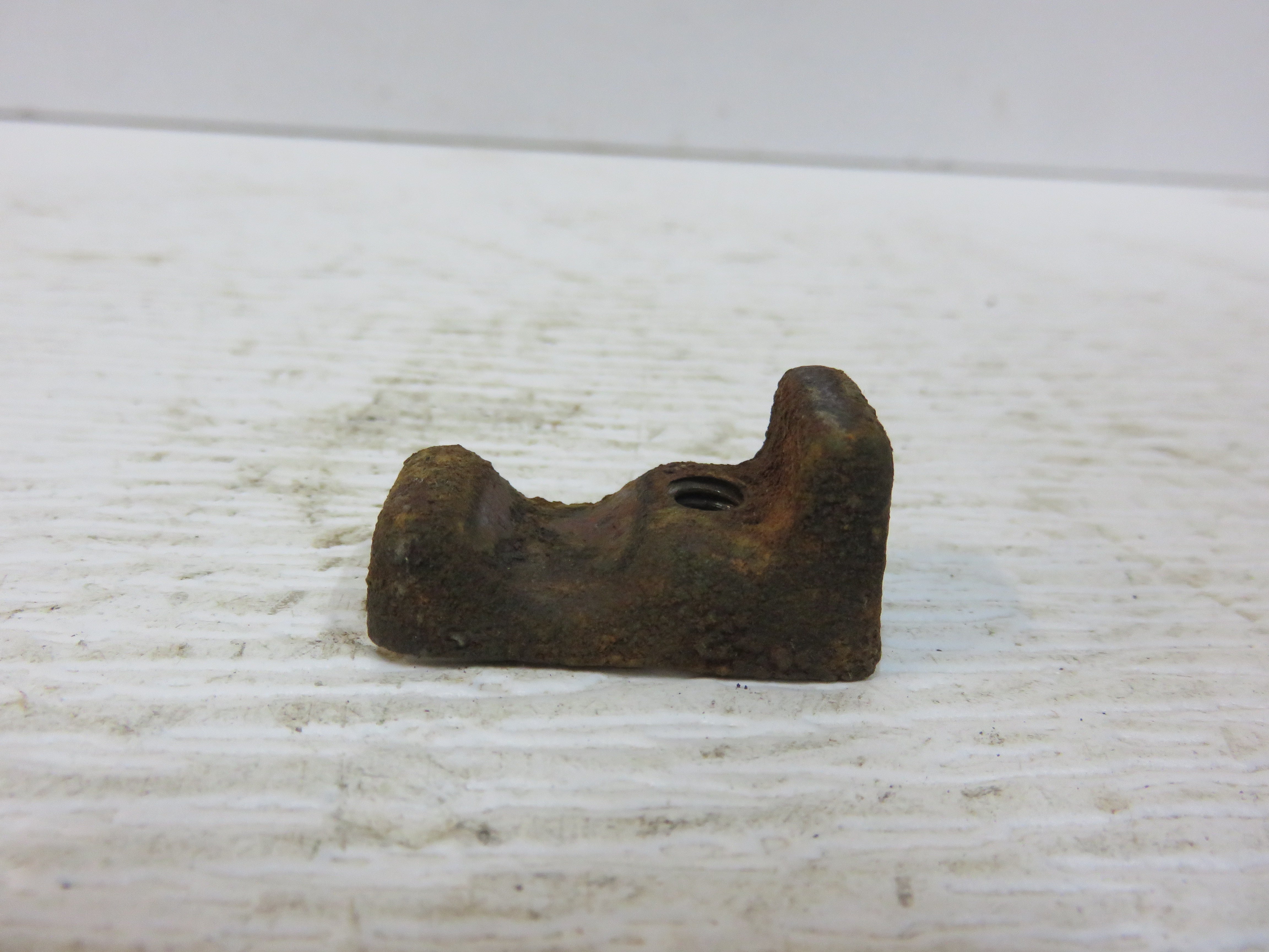 M2163T John Deere Hydraulic Line Clamp For 40 – Vintage John Deere Parts