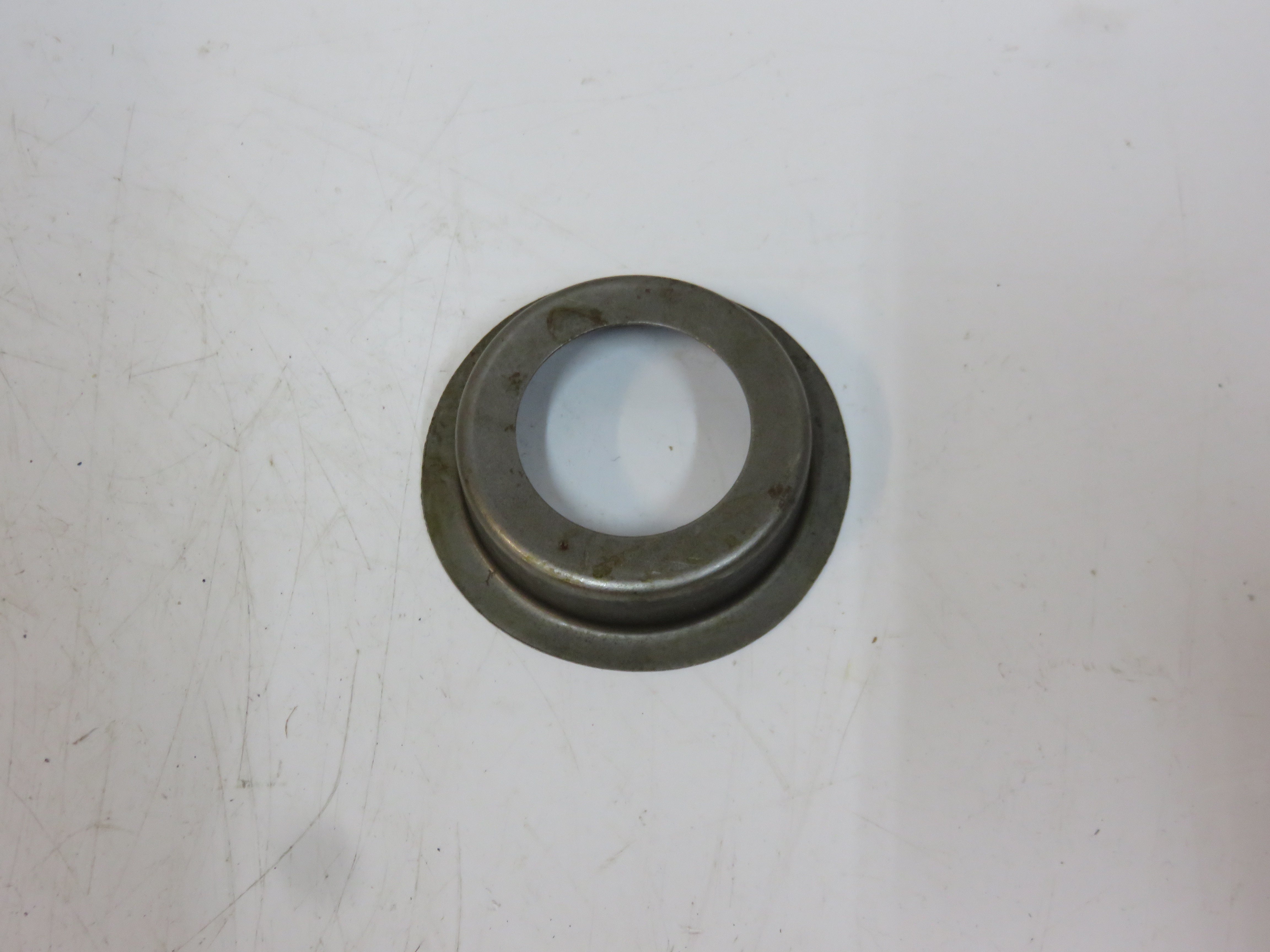 H202R John Deere NOS Front Hub Felt Seal Retainer For H – Vintage John ...