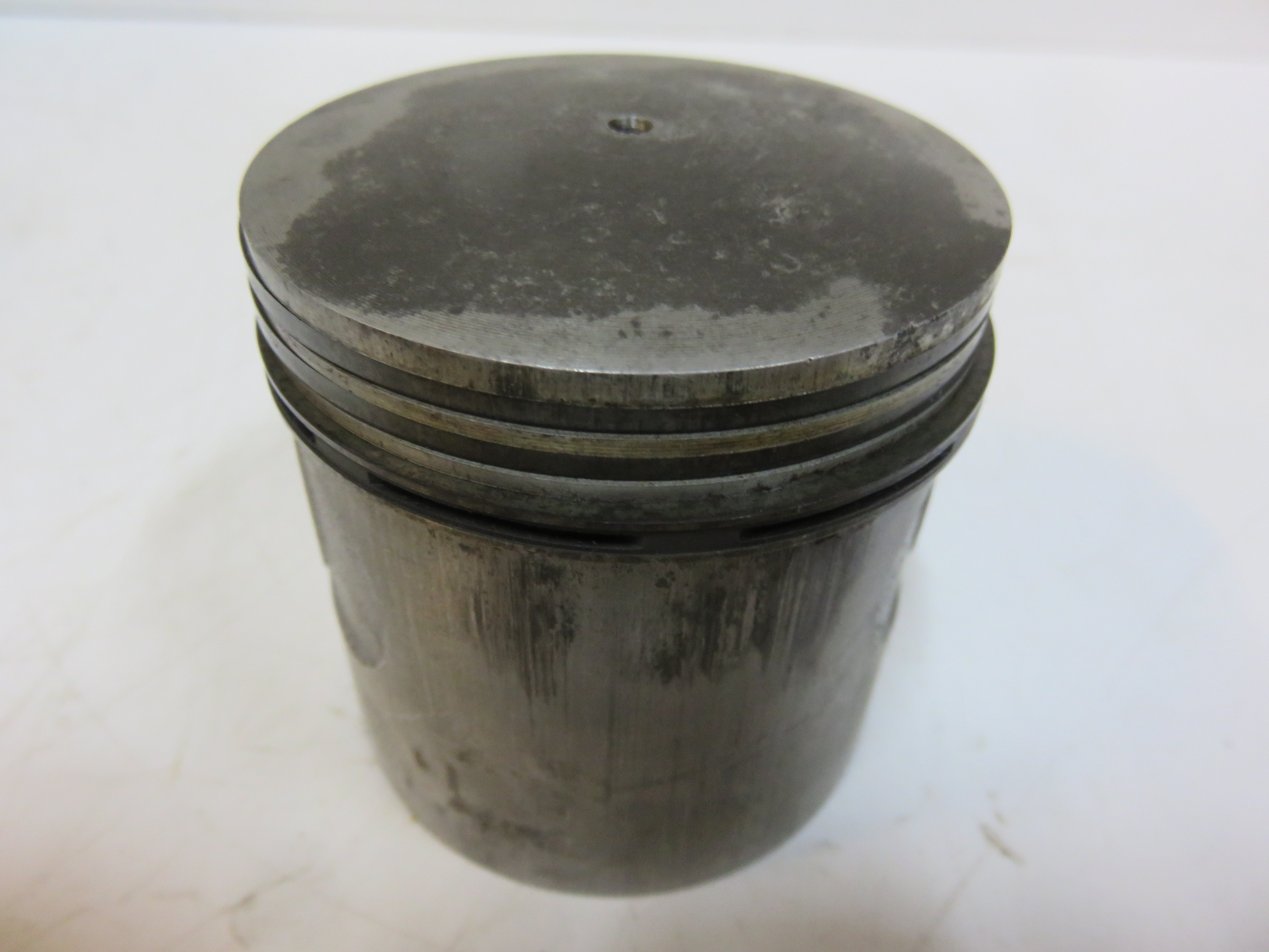 Pistons Rings And Pins For Old John Deere – Vintage John Deere Parts