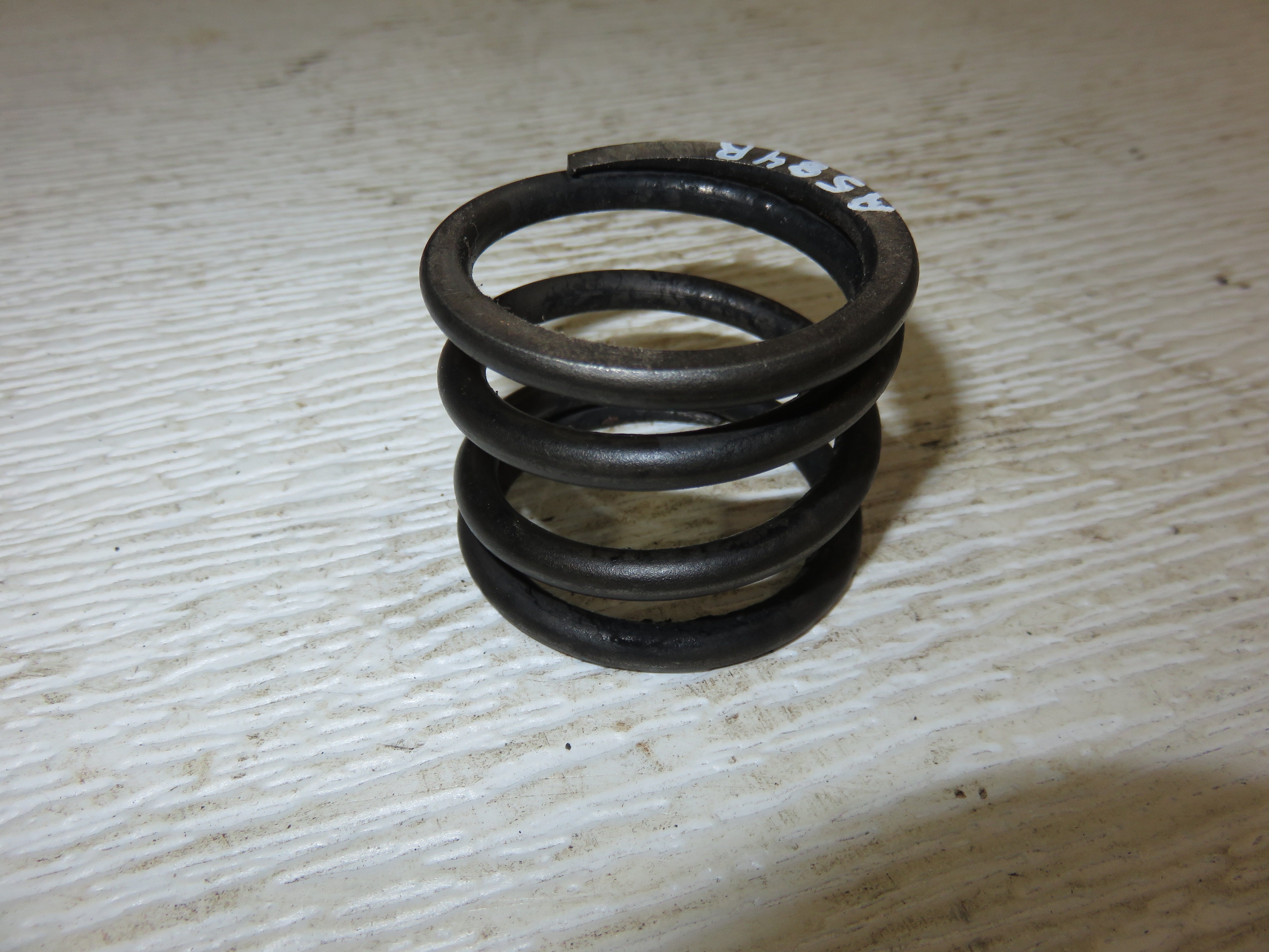 A584R John Deere Governor Bearing Spring For A, B, G, 50, 60, 70, 520 ...